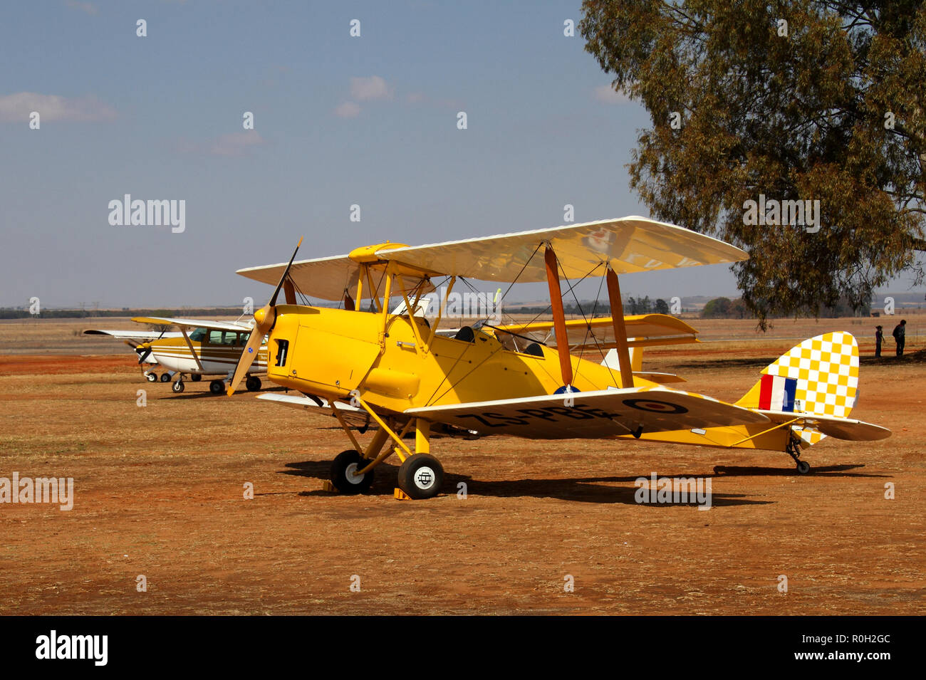 Africa bush pilot hi-res stock photography and images - Alamy