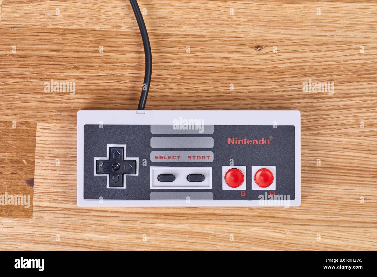 Nes console hi-res stock photography and images - Alamy