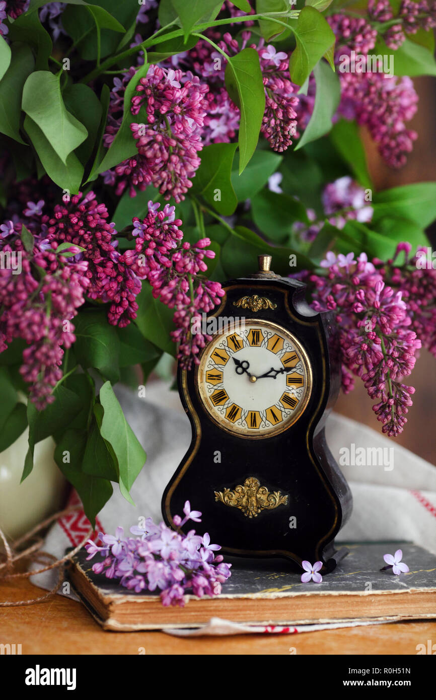 Alarm clock flower bouquet hi-res stock photography and images - Alamy