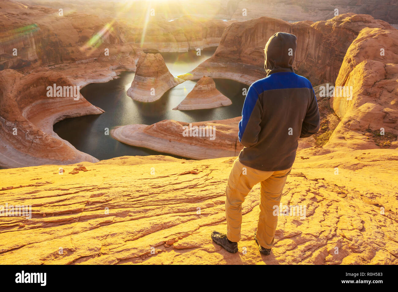 Reflection canyon in Powell lake, USA Stock Photo - Alamy