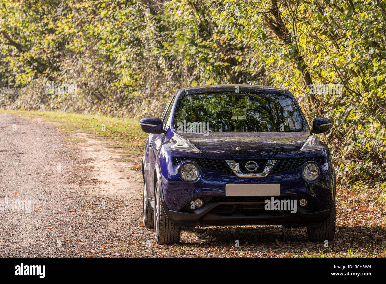 Car parking in the countryside Stock Photo - Alamy