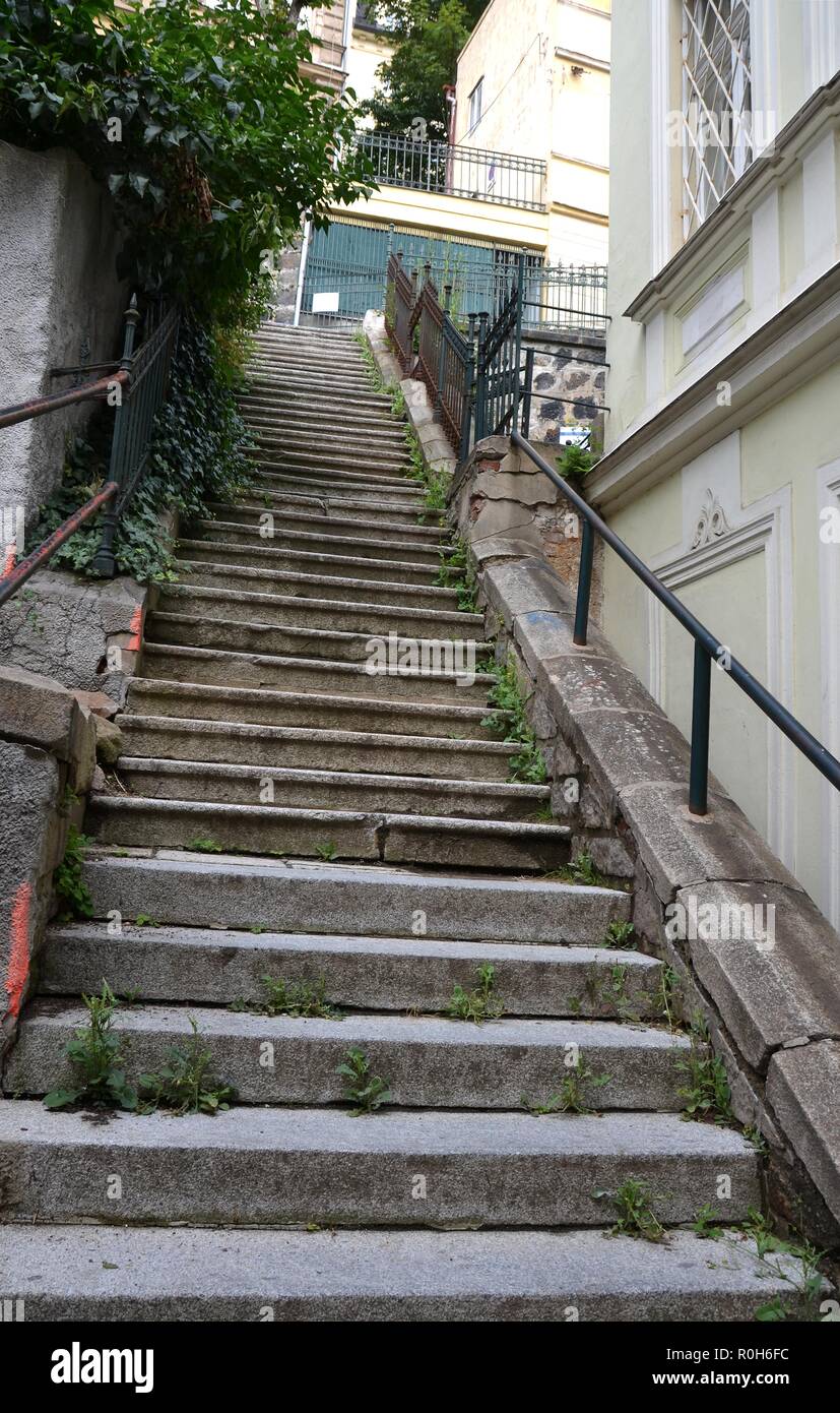 Broken stone stairs hi-res stock photography and images - Alamy