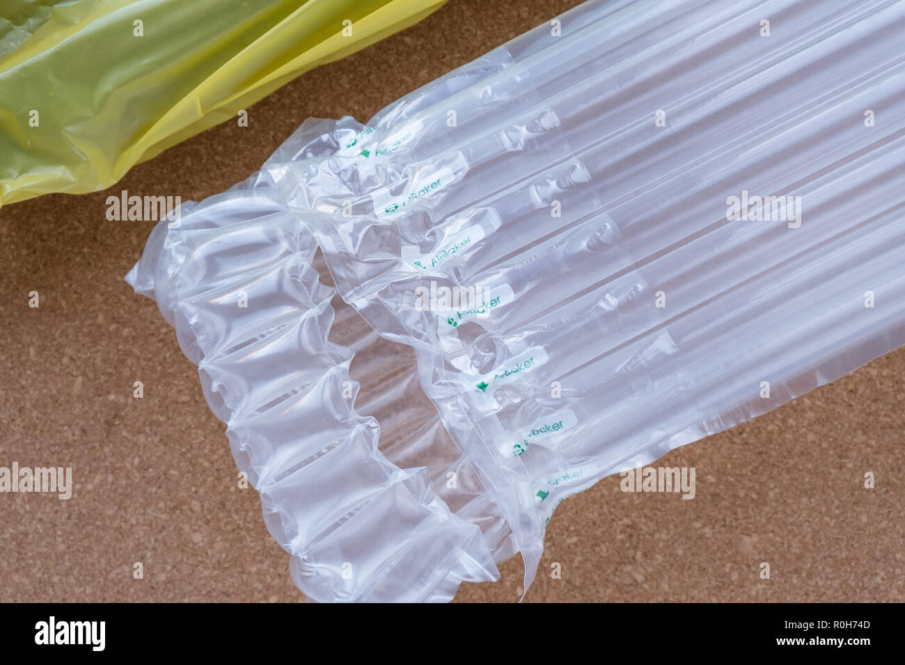 translucent air packaging, protection of goods, plastic packaging Stock ...