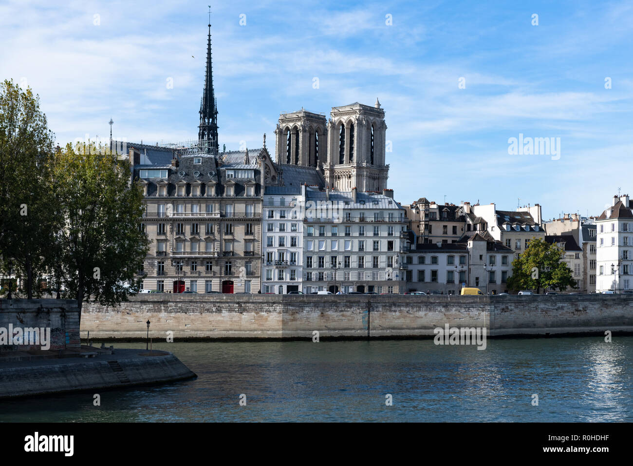 Beautiful buildings on Île-de-France with river Seine in Paris Stock ...