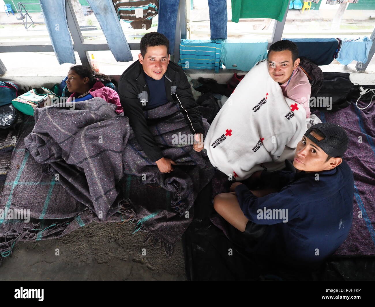 Mexico City, Mexico. 04th Nov, 2018. Migrants resting in a temporary ...