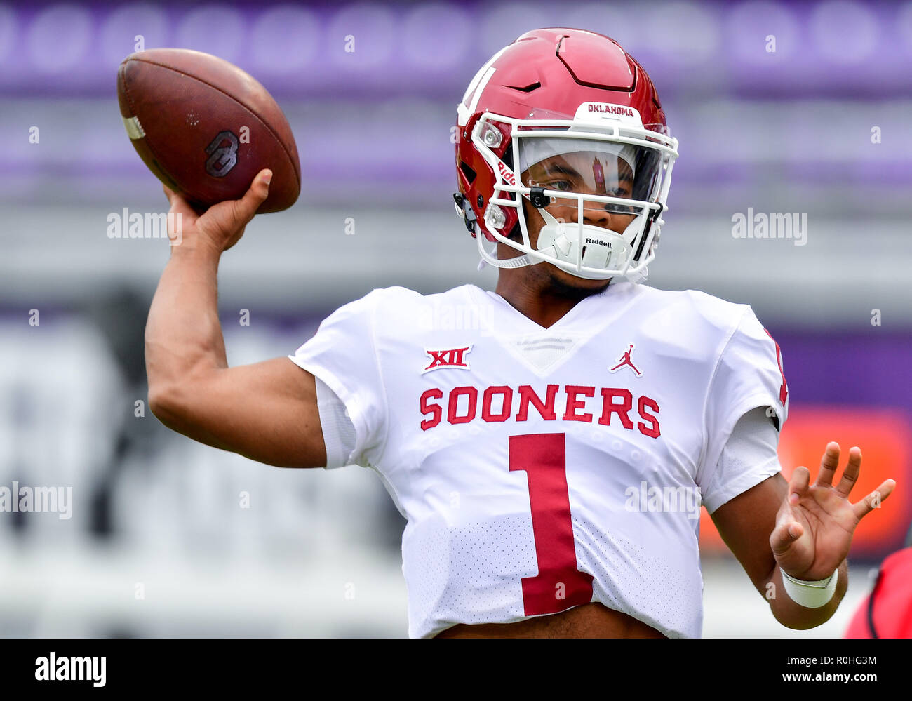Gerald ford stadium hi-res stock photography and images - Alamy