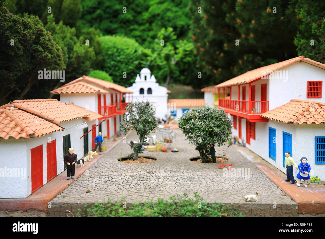 Canberra. 2nd Nov, 2018. Photo taken on Nov. 2, 2018 shows miniature ...