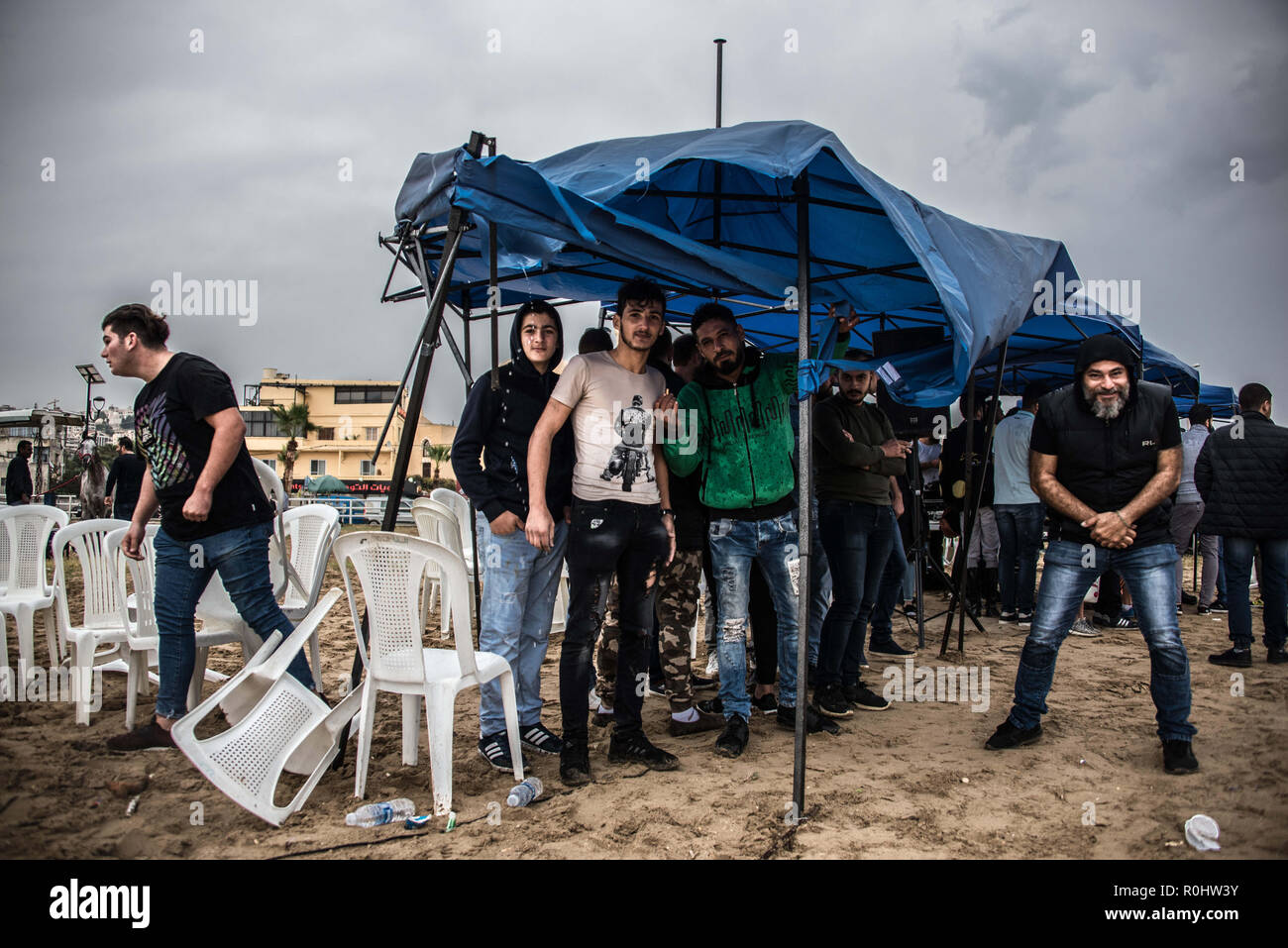 Jockey tent hi-res stock photography and images - Alamy