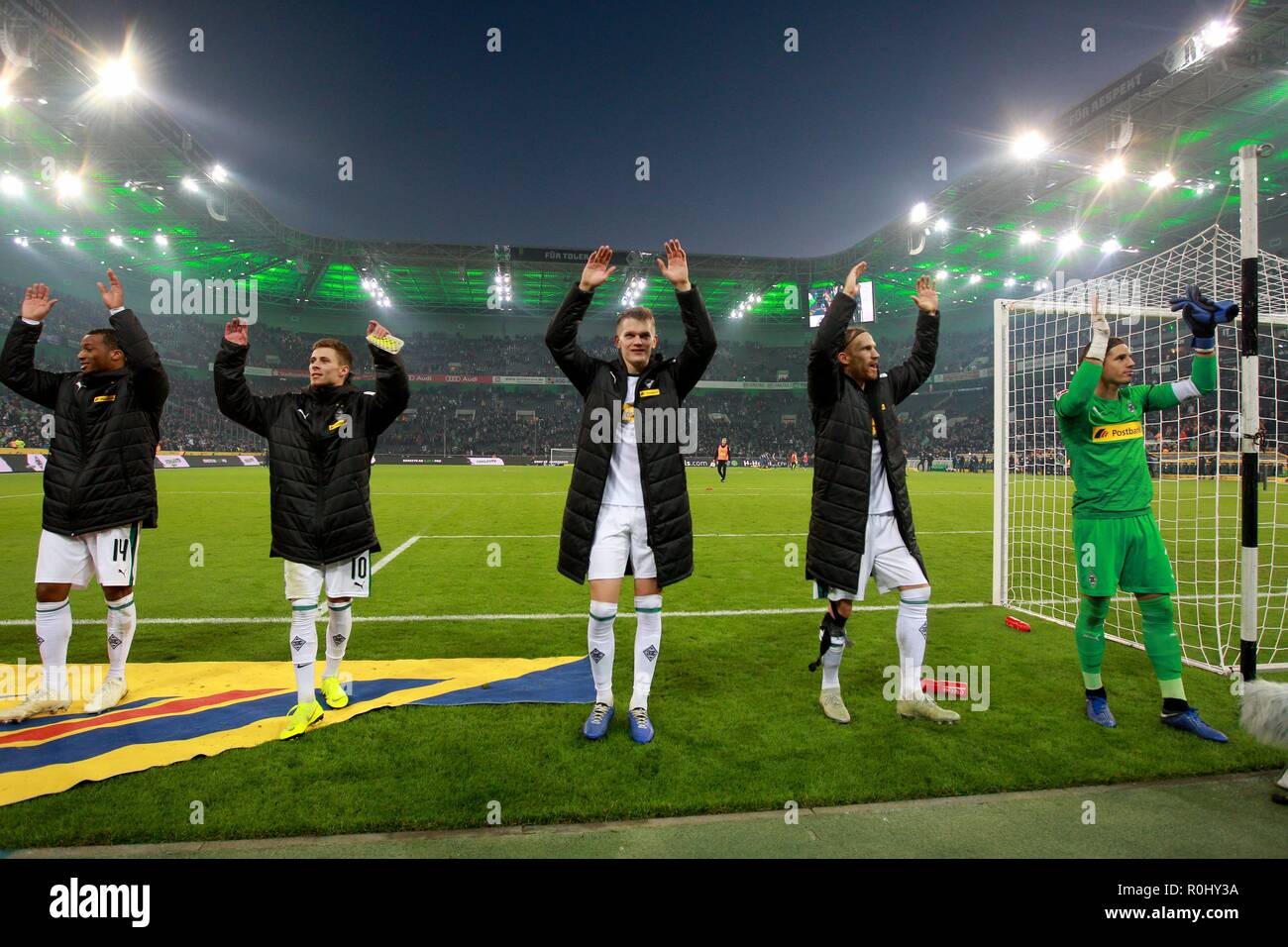 Monchengladbach, Deutschland. 04th Nov, 2018. firo: 04.11.2018 ...