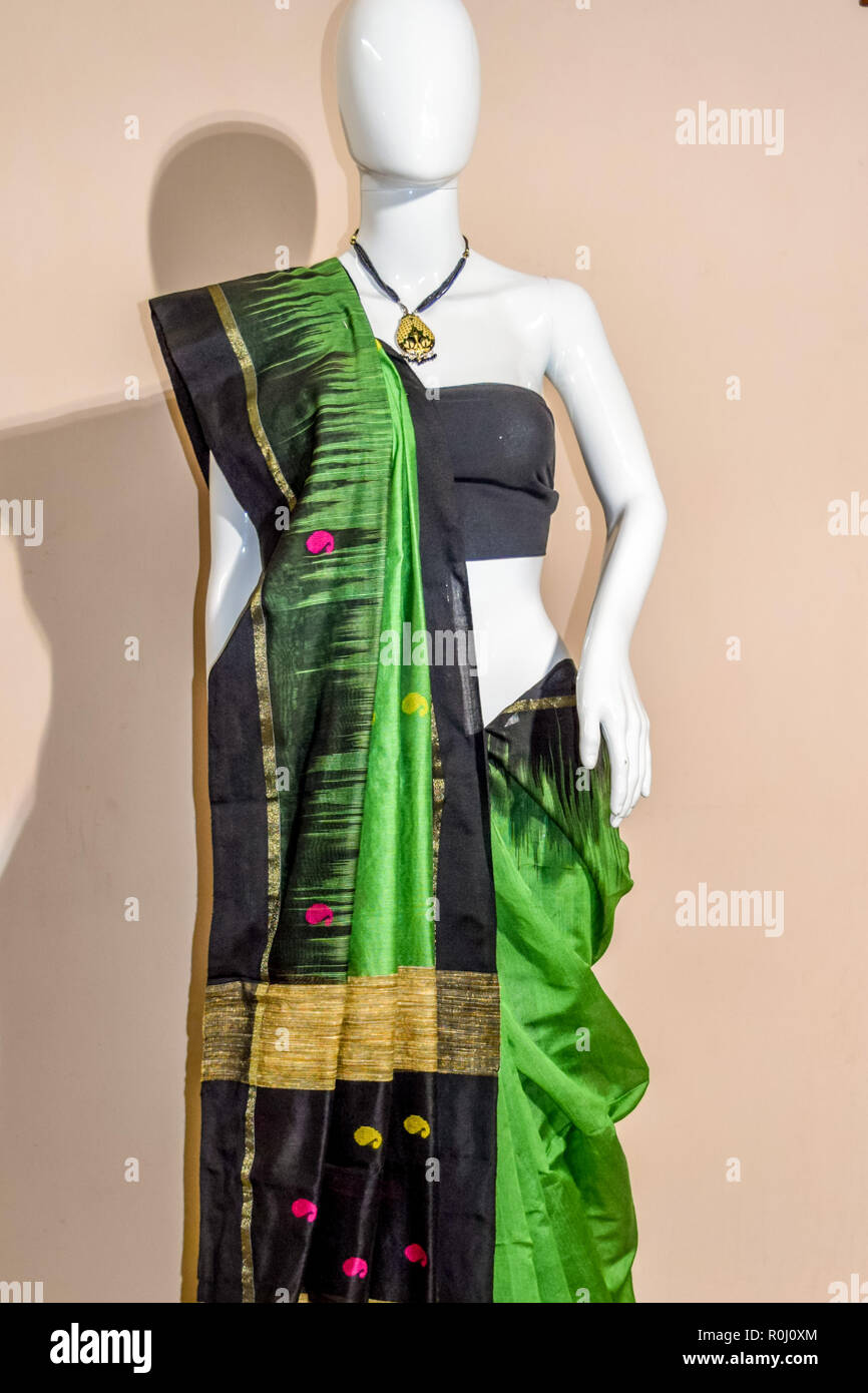 Saree display hi-res stock photography and images - Alamy