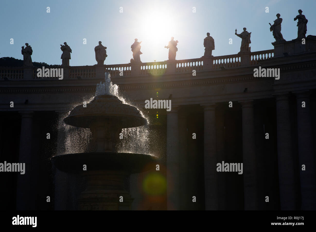 Vatican fountain at the sunset at the St. Peter square in Vatican Stock ...