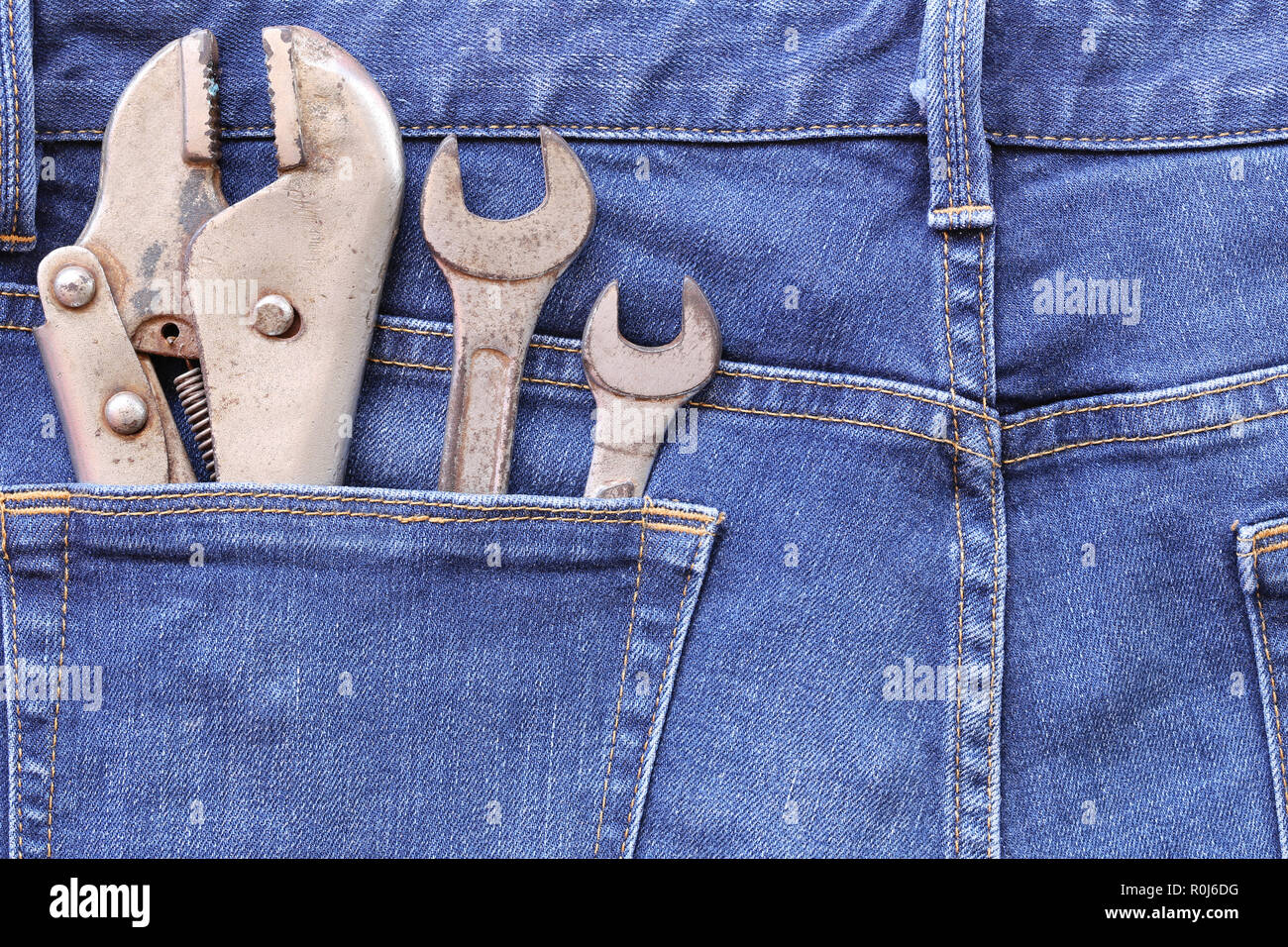 Repairman back hi-res stock photography and images - Alamy