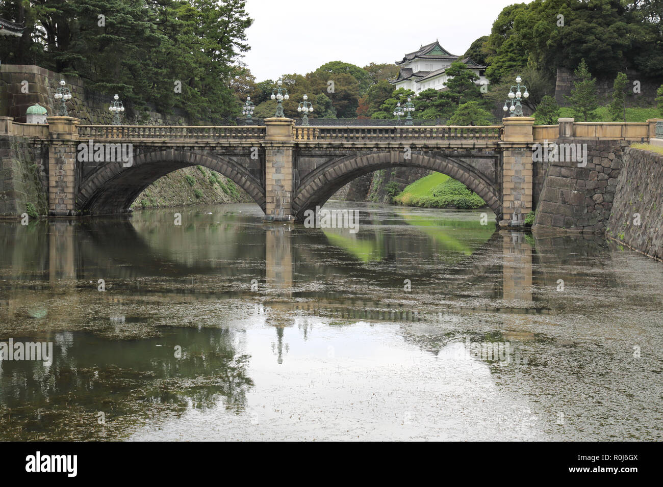 the nijubashi bridge at the imperial palace tokyo japan Stock Photo - Alamy