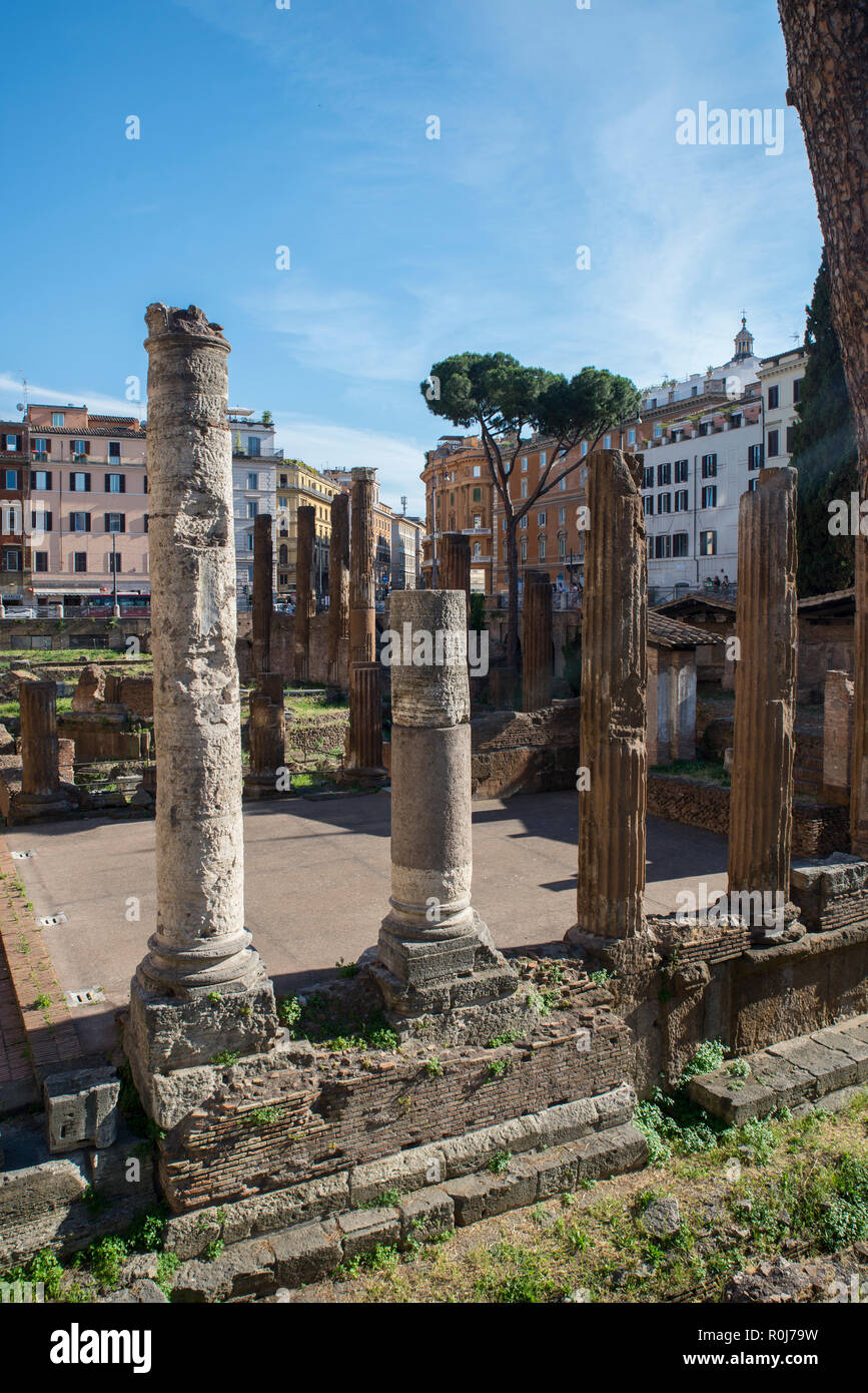 Piazza argentina hi-res stock photography and images - Alamy
