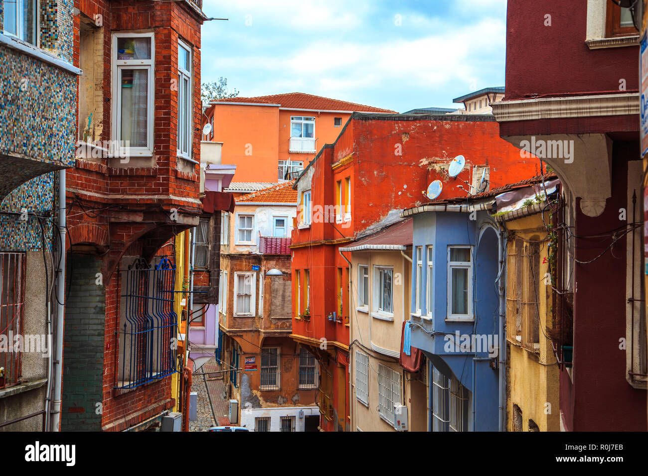 Colorful houses of sultanahmet district hi-res stock photography and ...