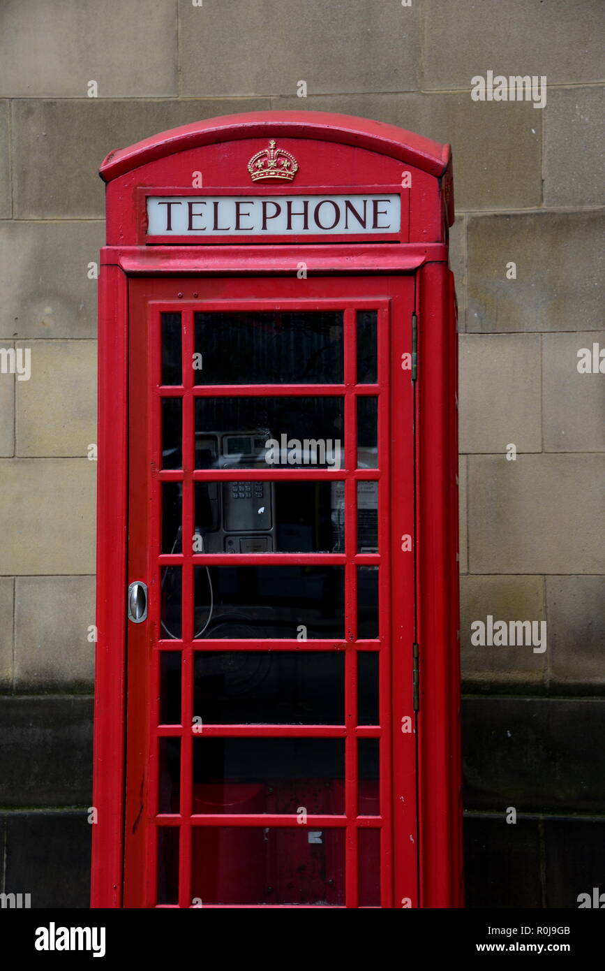 Red telephone box Stock Photo - Alamy