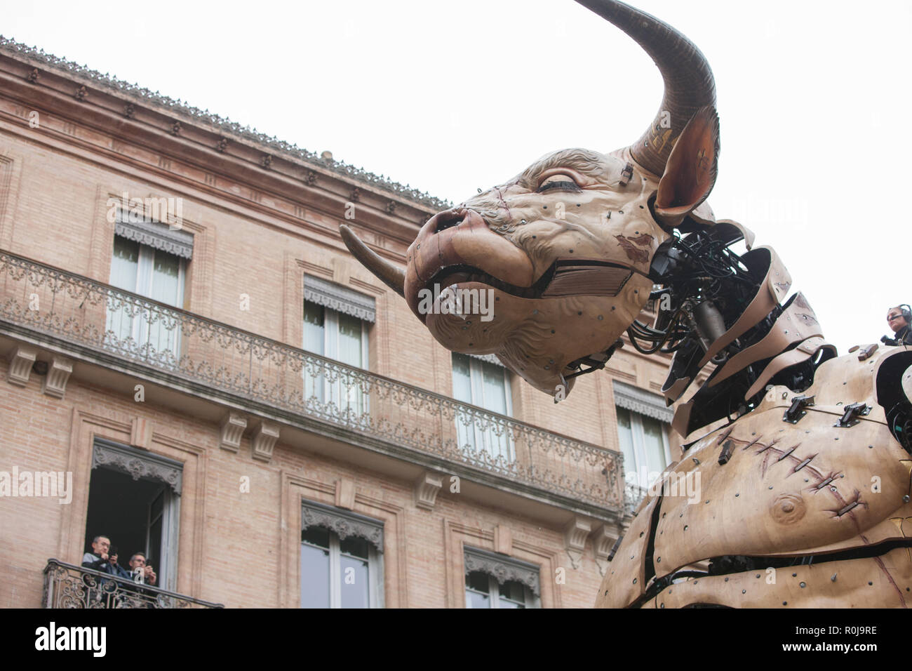 A gigantic mechanical spider hi-res stock photography and images - Alamy