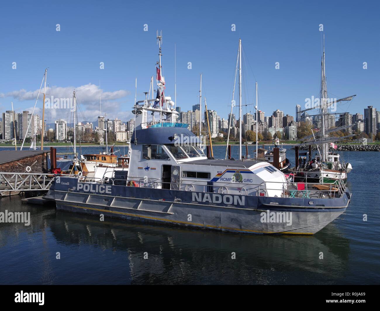 High speed patrol boats hi-res stock photography and images - Alamy
