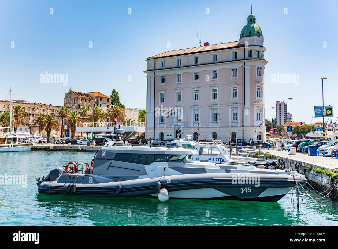 Split cruise port hi-res stock photography and images - Alamy
