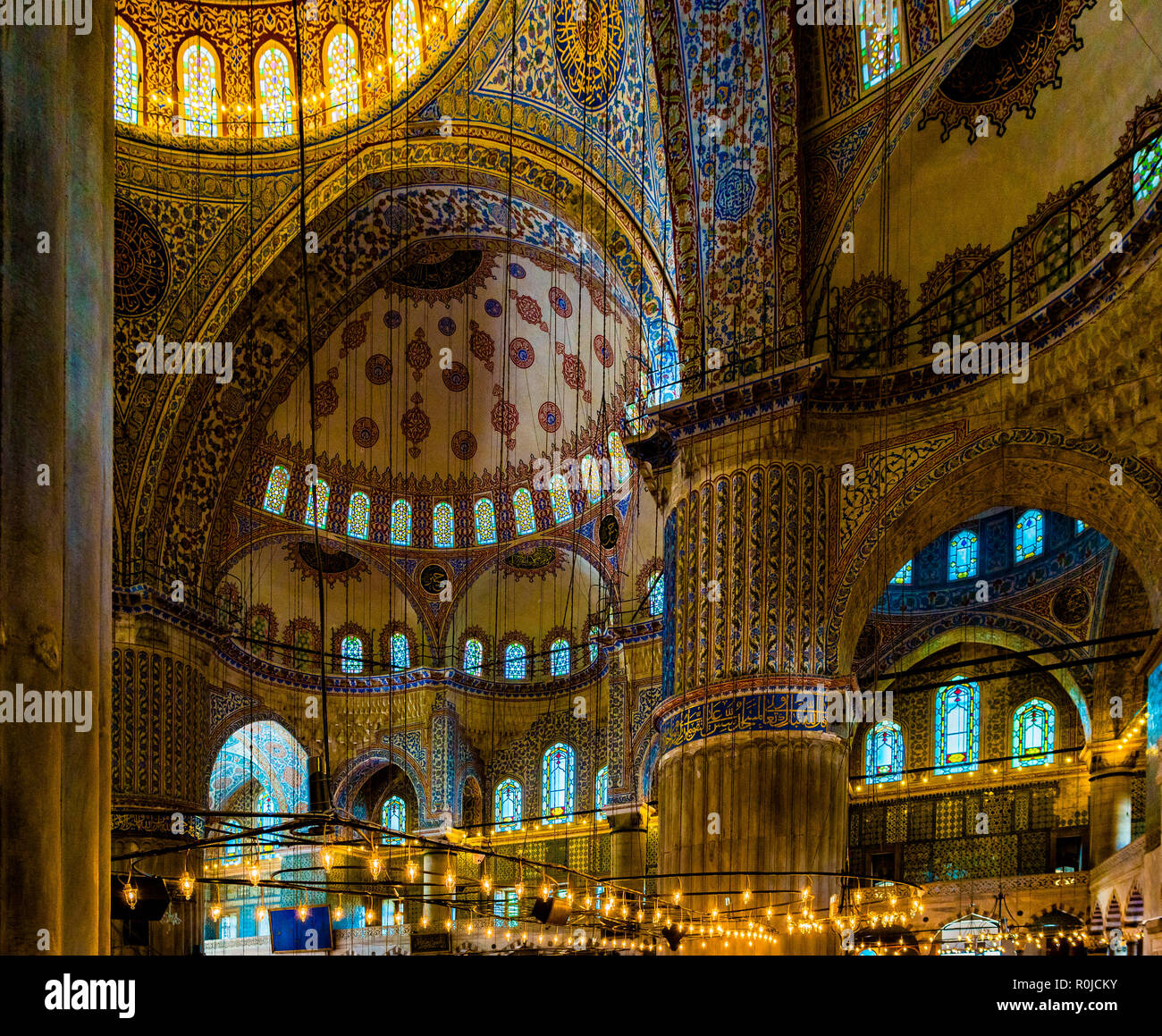 Interior of the Sultanahmet Mosque in Istanbul, Turkey Stock Photo - Alamy