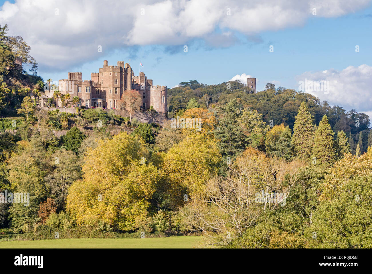 Dunster castle hi-res stock photography and images - Alamy