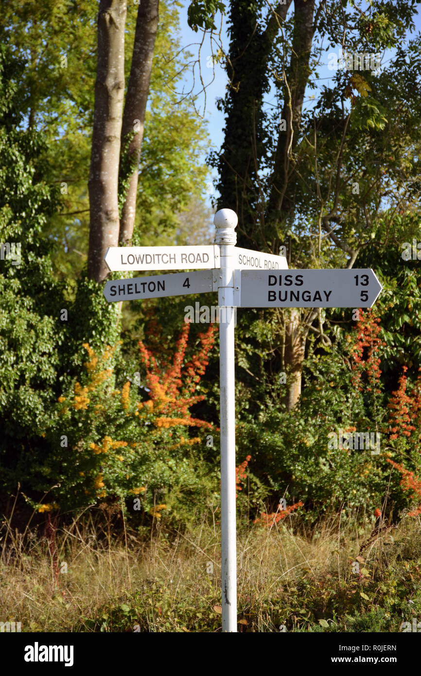 Road sign, Waveney Valley, Suffolk, UK Stock Photo - Alamy