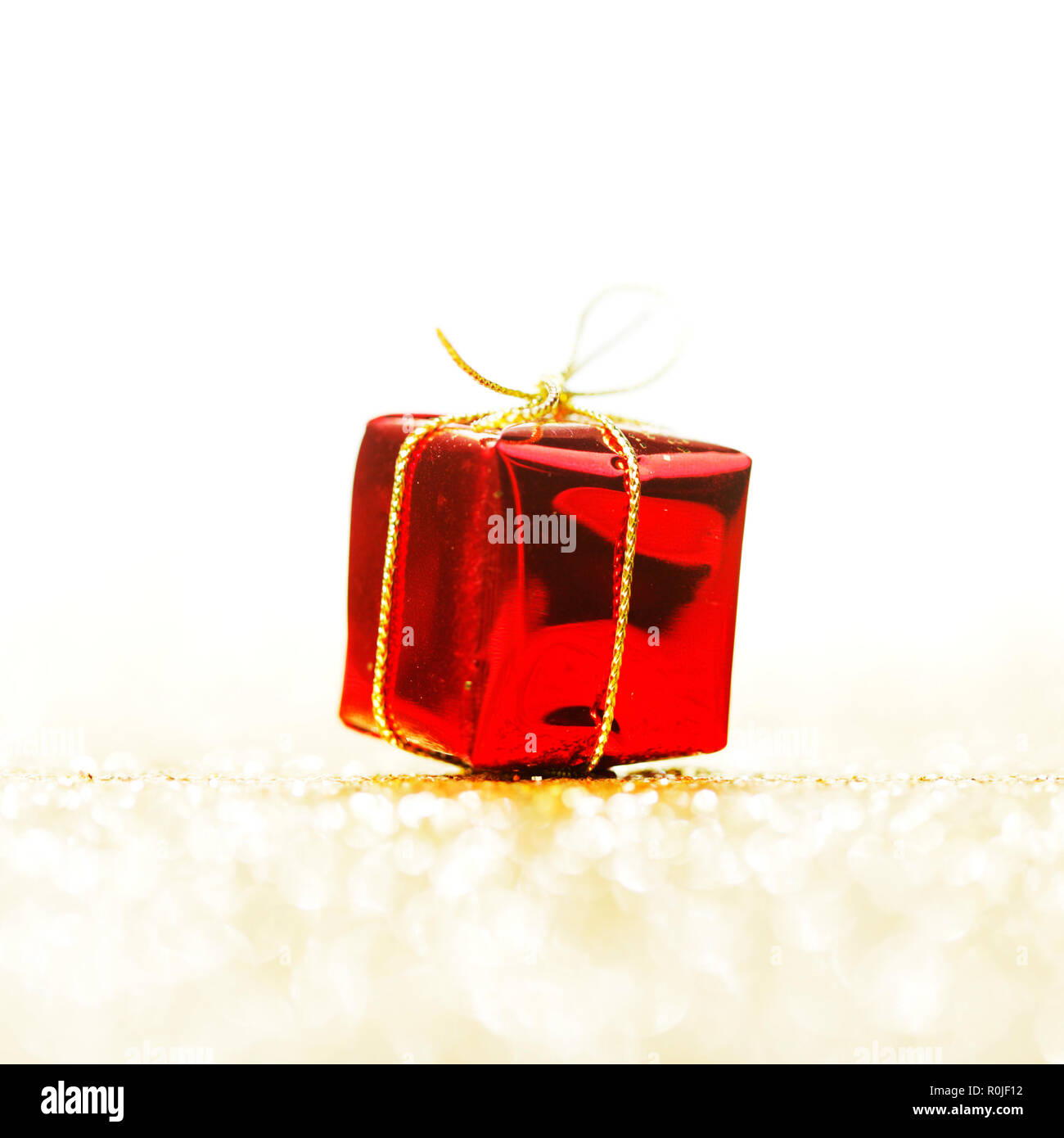 Gold glitters hi-res stock photography and images - Alamy