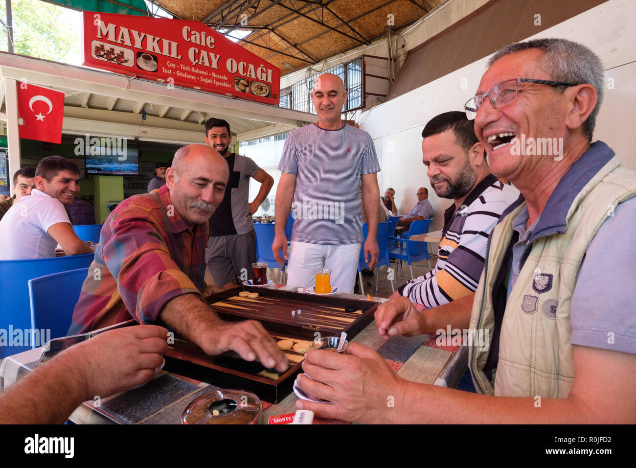 People playing backgammon at a café in Kemer, Antalya, Turkey Stock ...