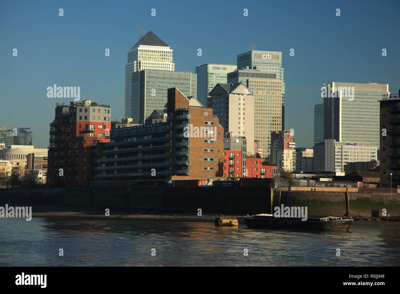 Westferry circus canary wharf hi-res stock photography and images - Alamy