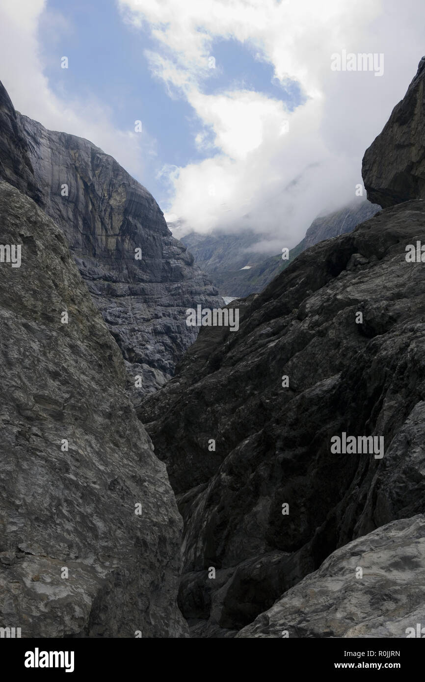 Looking up the gorge of the upper Schwarze Lütschine towards its source ...