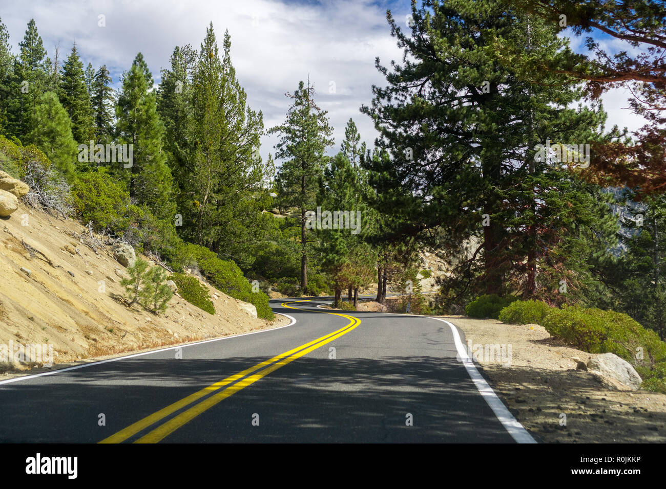 Pass california hi-res stock photography and images - Alamy