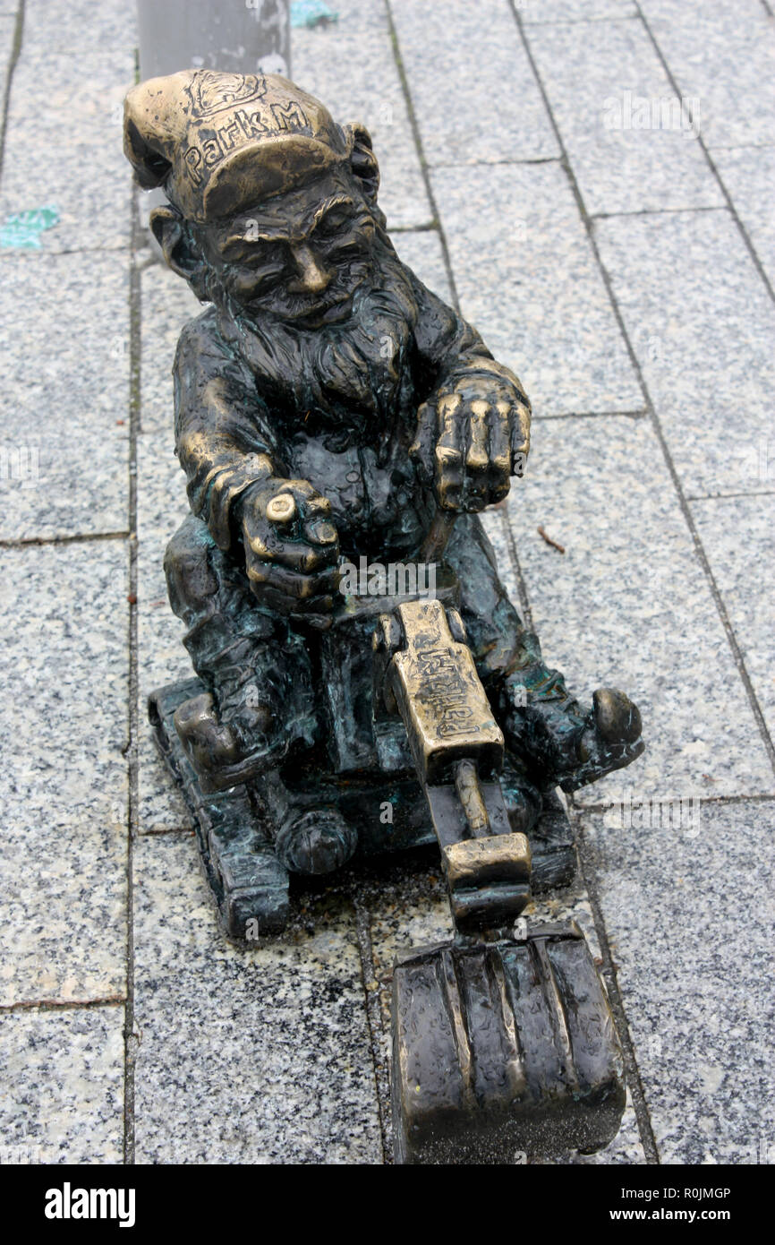 Dwarf with digger hi-res stock photography and images - Alamy