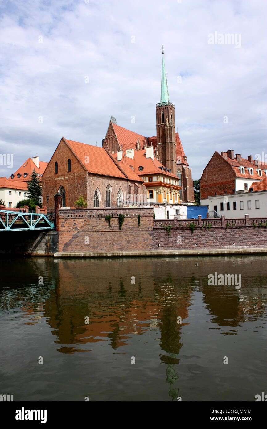 A view of Cathedral Island across the Oder River, Wroclaw, Poland Stock ...