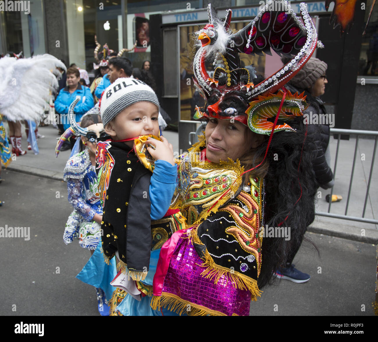 2018 Hispanic Day Parade on 5th Avenue in New York City Stock Photo - Alamy