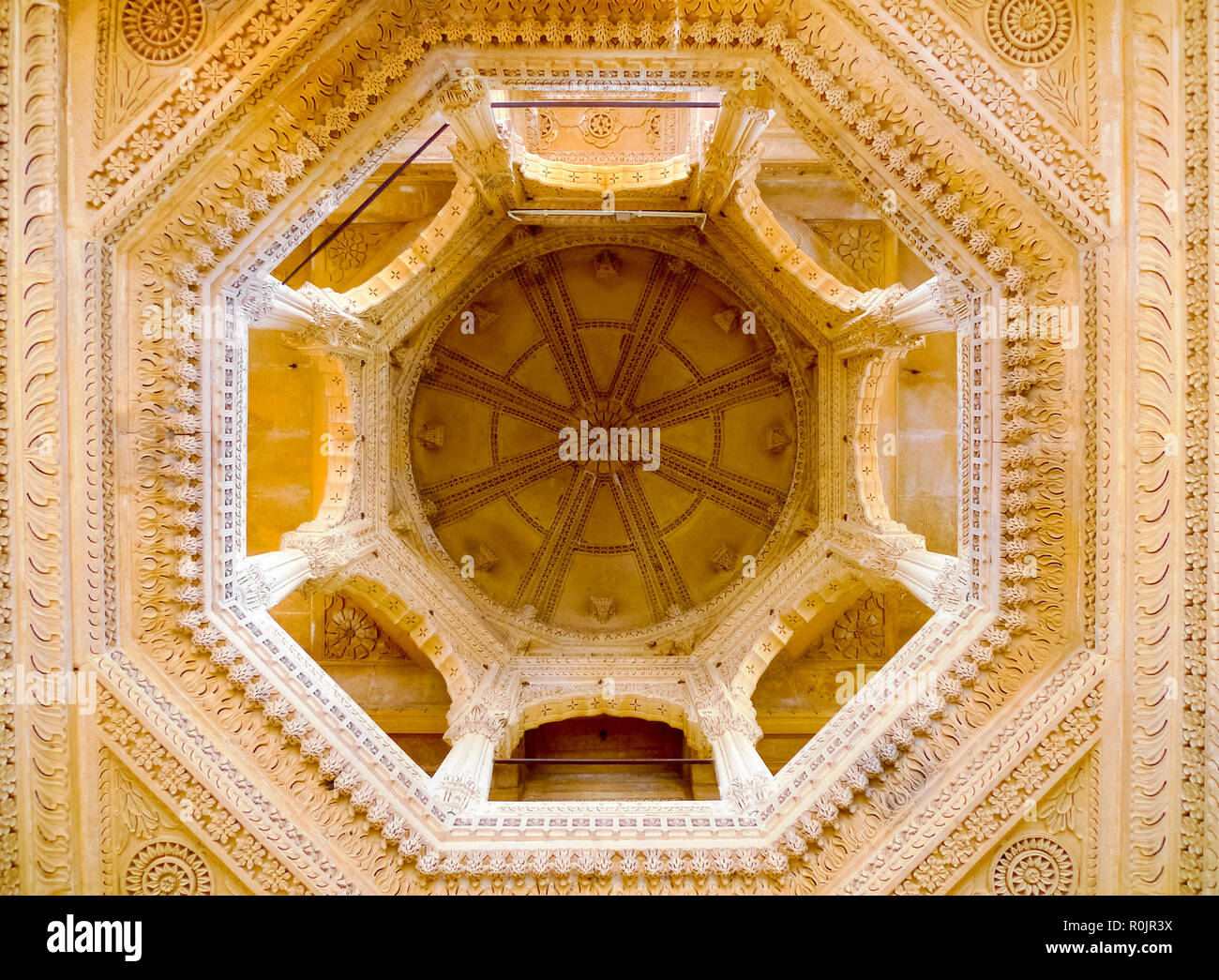 Detail of Royal Palace dome ceiling decorations, Jaisalmer, Rajasthan ...