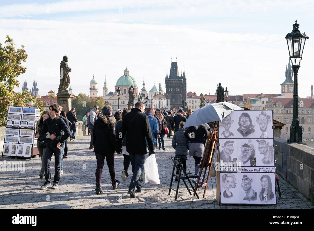 Street vendors on the charles bridge hi-res stock photography and ...