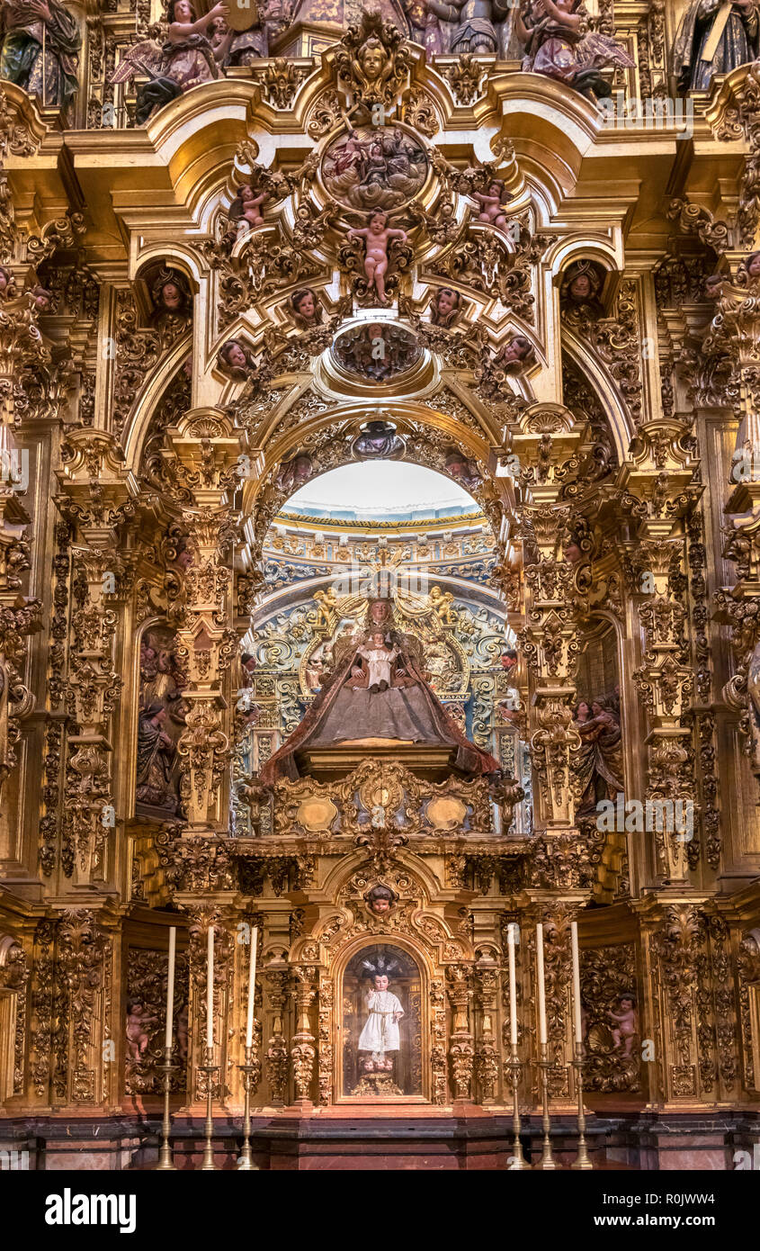 Virgen de las aguas reredos hi-res stock photography and images - Alamy