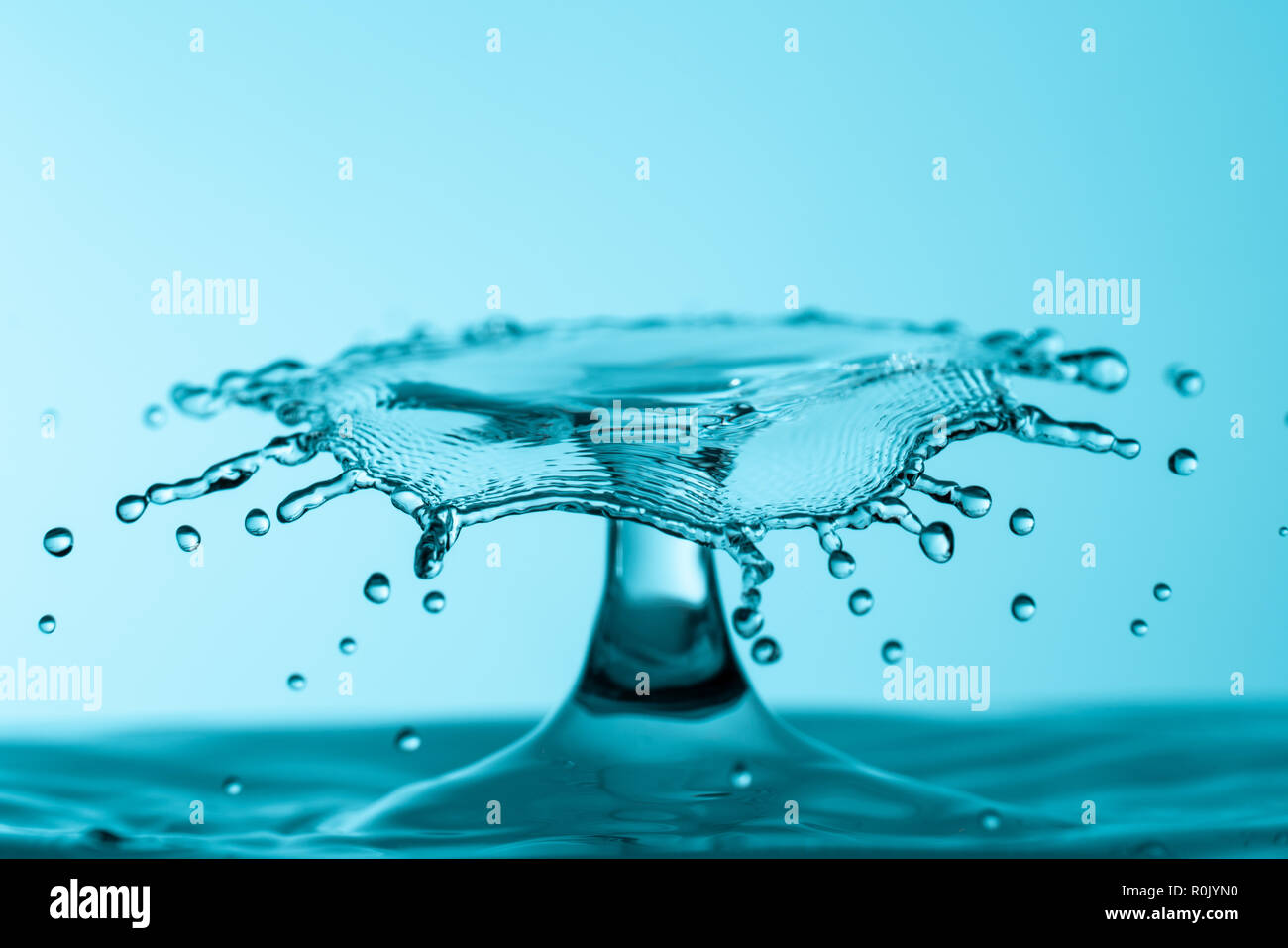 Frozen drips of water hi-res stock photography and images - Alamy