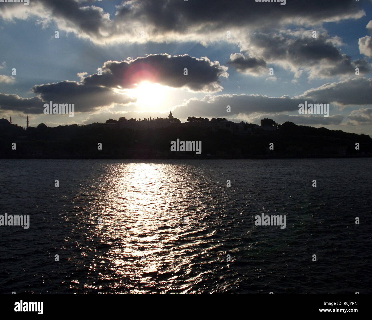 Istanbul at sunset from bosphorus Stock Photo - Alamy