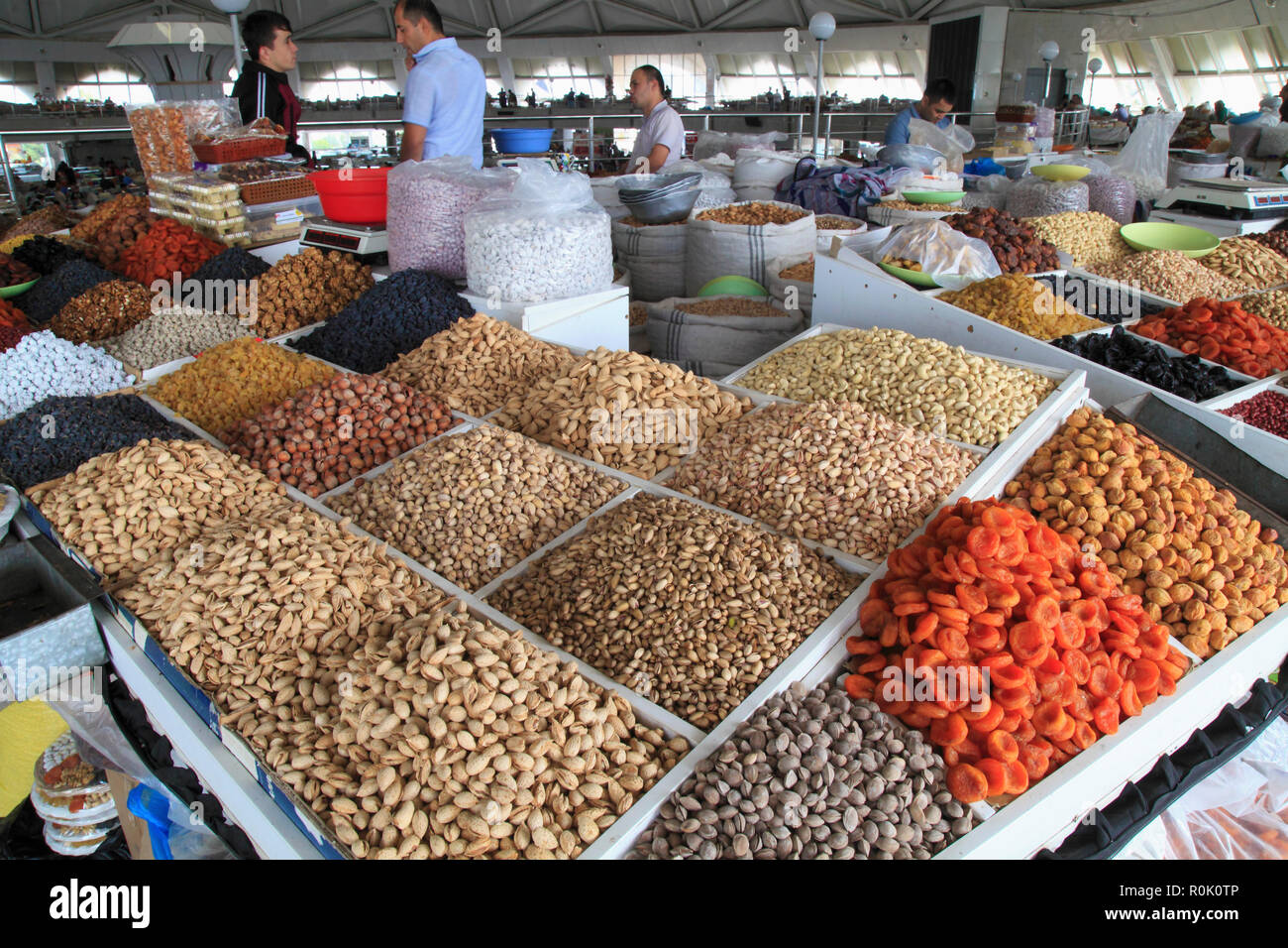 Uzbekistan; Tashkent, Chorsu Bazaar, market, food, nuts, dried fruit ...