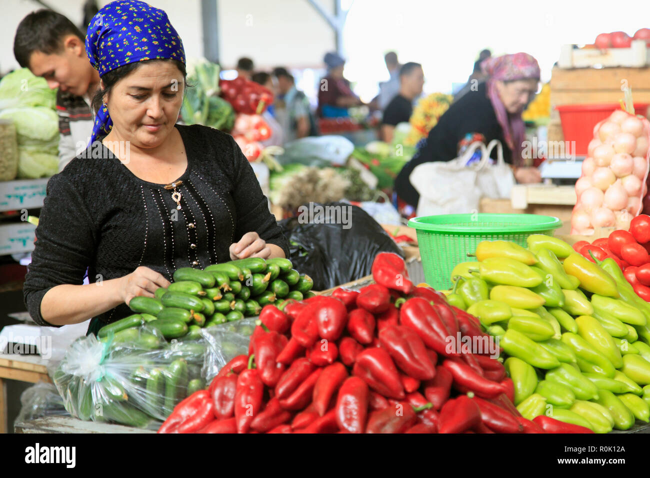 Uzbekistan; Tashkent, Chorsu Bazaar, market, food, people Stock Photo ...