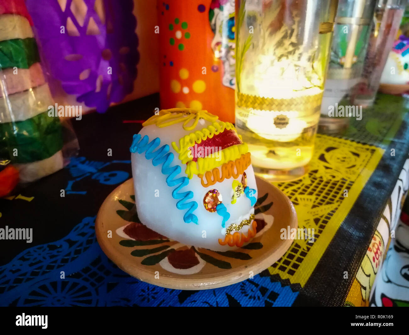 Candy skull hi-res stock photography and images - Alamy