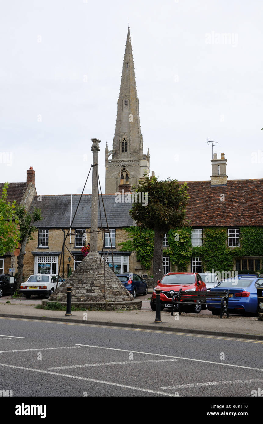 Market Square, Higham Ferrers, Northamptonshire Stock Photo - Alamy