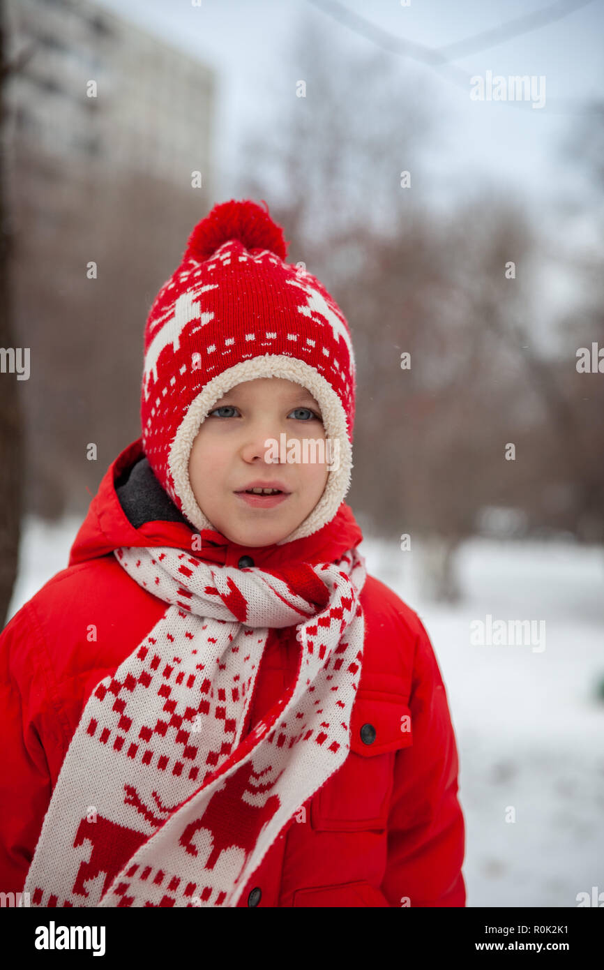 Winter portrait of kid boy in colorful clothes Stock Photo - Alamy