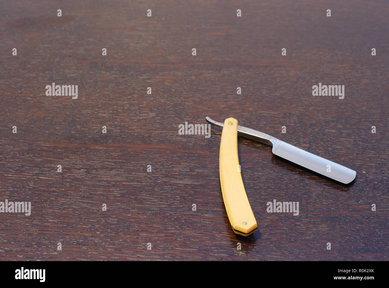 Traditional Straight Razor, Open with Boxwood Handle Stock Photo - Alamy
