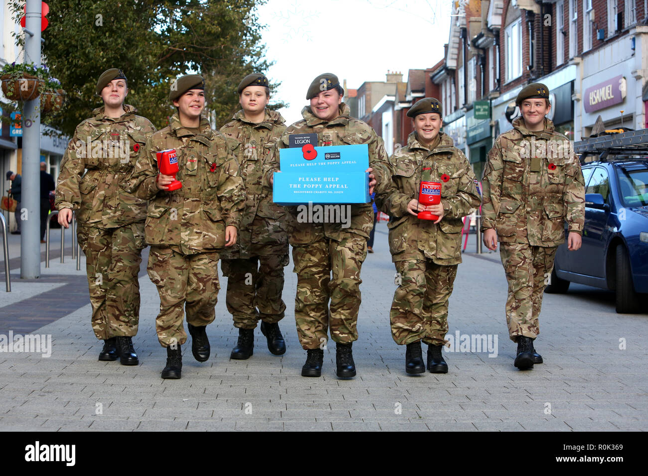 Raising army cadets hi-res stock photography and images - Alamy