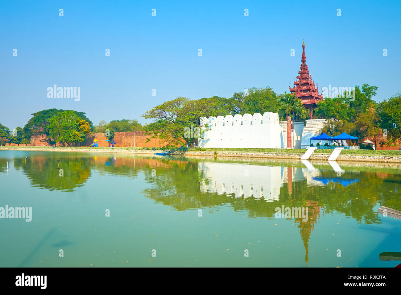 The beautiful towers with pyatthat roofs located on the defensive walls ...