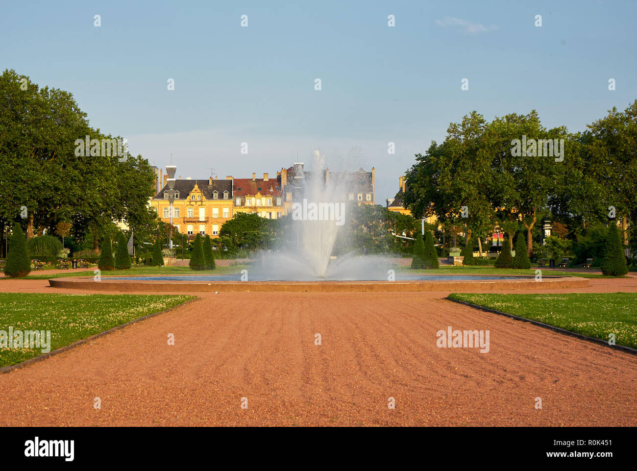 Fountain At Arsenal's Park Metz France Stock Photo - Alamy