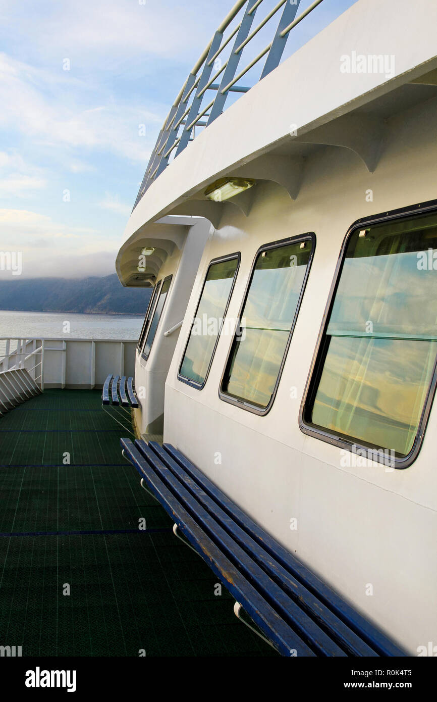 Ship Cabin Windows Stock Photos & Ship Cabin Windows Stock Images - Alamy