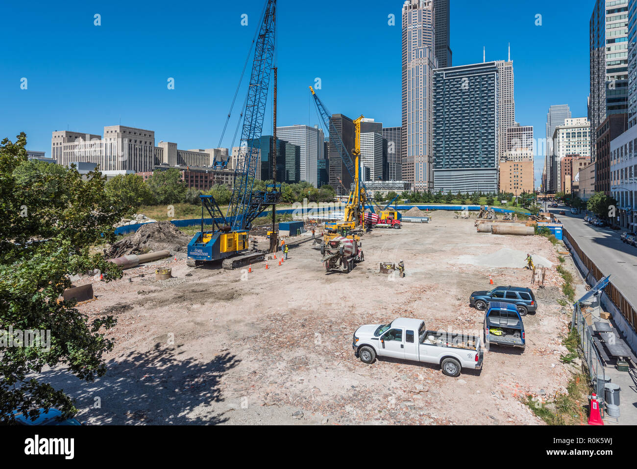 Multi unit condominium building under construction in the South Loop ...